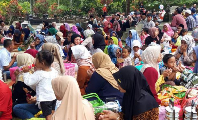 Nyadran Akulturasi Budaya Jawa dan Agama Islam - Tabloid Elemen